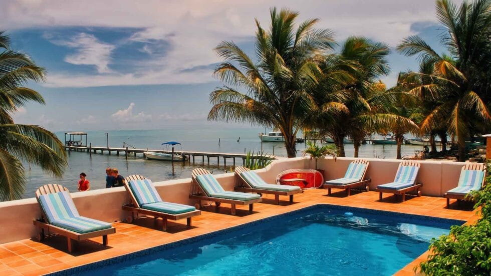 Exploring the Wonders of Belize: Interesting Belize Facts - Martsam